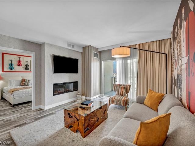 211 E Flamingo Road 1103