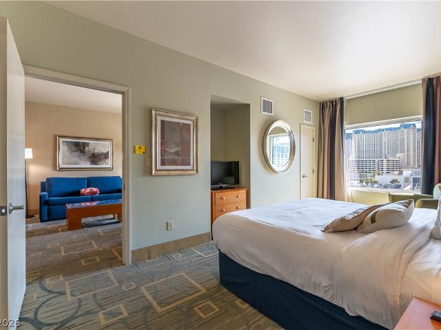 211 E Flamingo Road 702