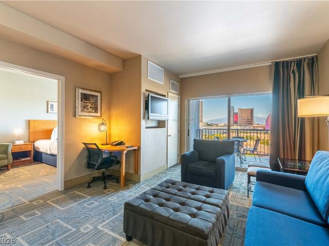 211 E Flamingo Road 905