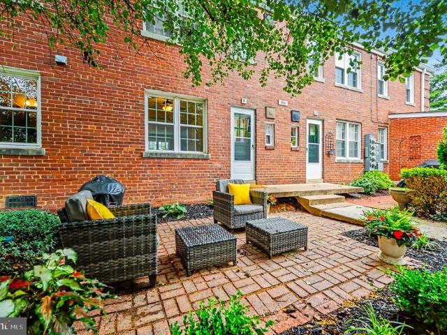 211 E Glebe Road # D