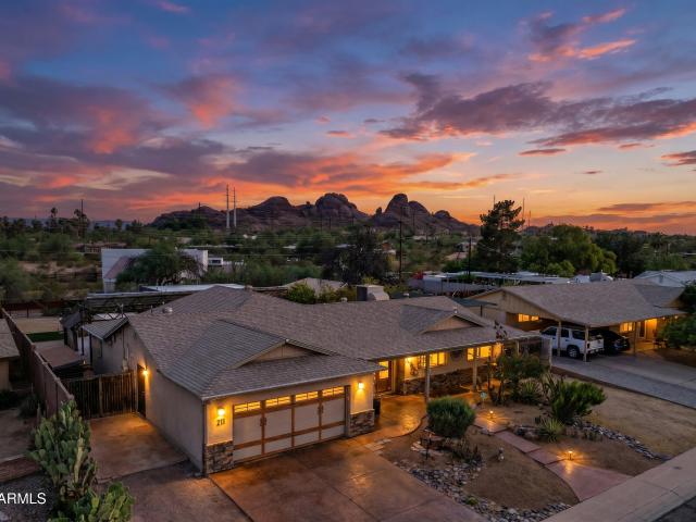 211 e papago drive