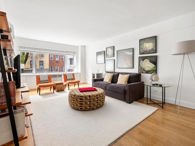 211 East 51st Street, New York, NY