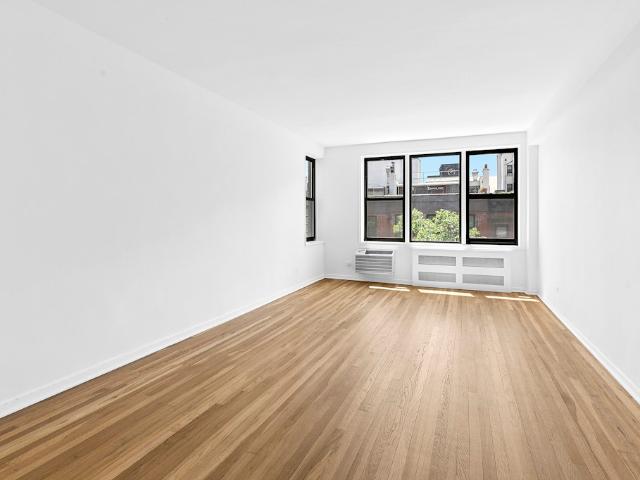 211 East 18th Street, New York, NY