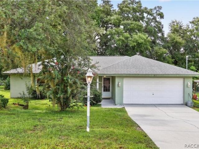 211 Edison St, Inverness, FL 34452