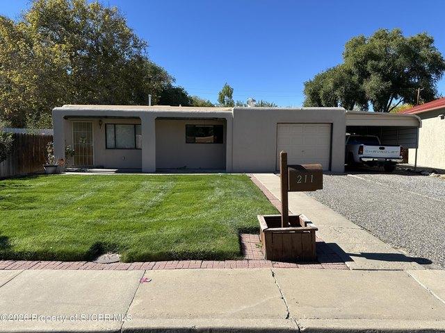 211 El Paso Dr, Farmington, NM 87401