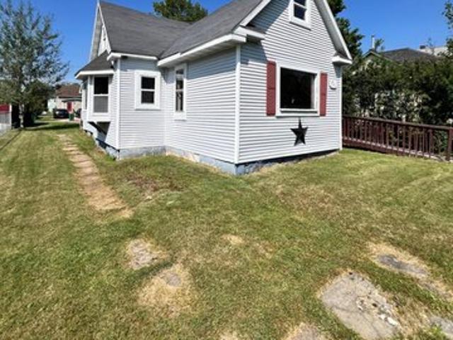 211 Ethel St, Marble, MN 55764