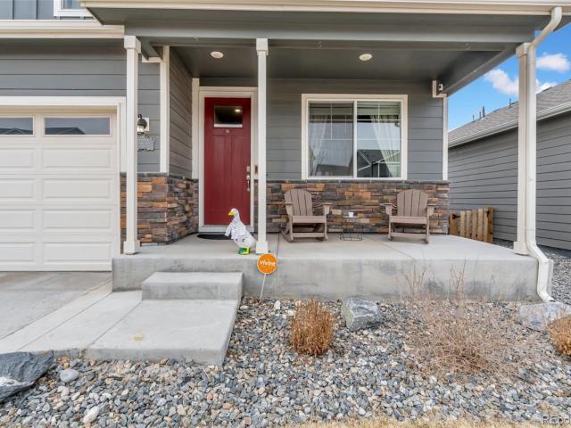 211 Fox St, Bennett, CO 80102 | MLS #7059 | Compass