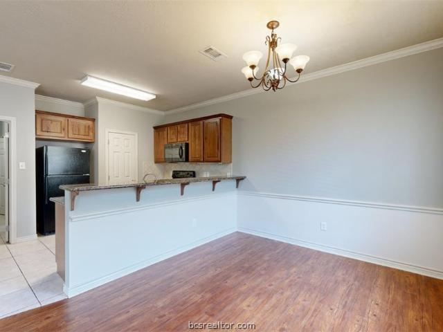 211 Forest Drive Room C