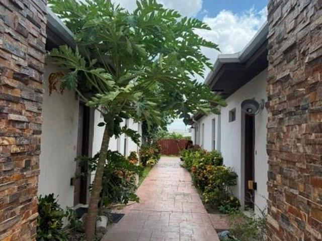 211 Fig Drive 1