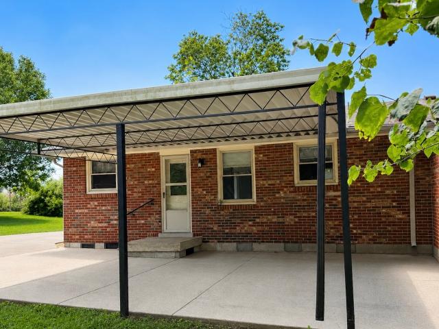 211 Friendship Dr