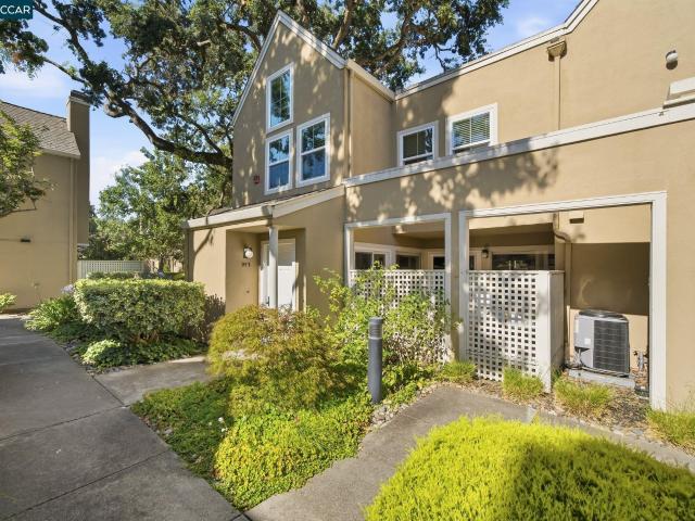 211 Kingston Way
