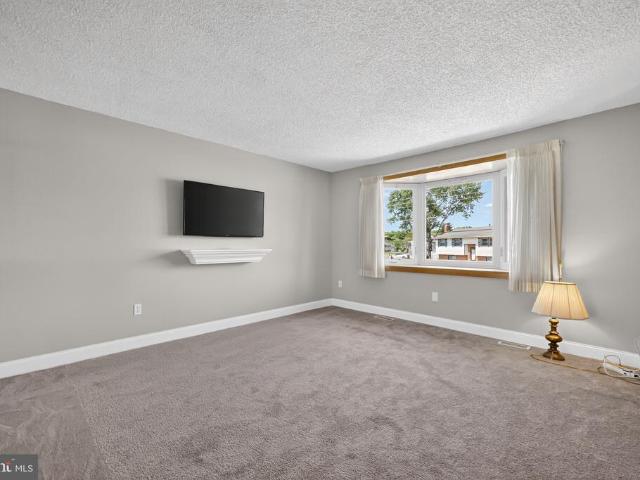 211 Hobart Drive