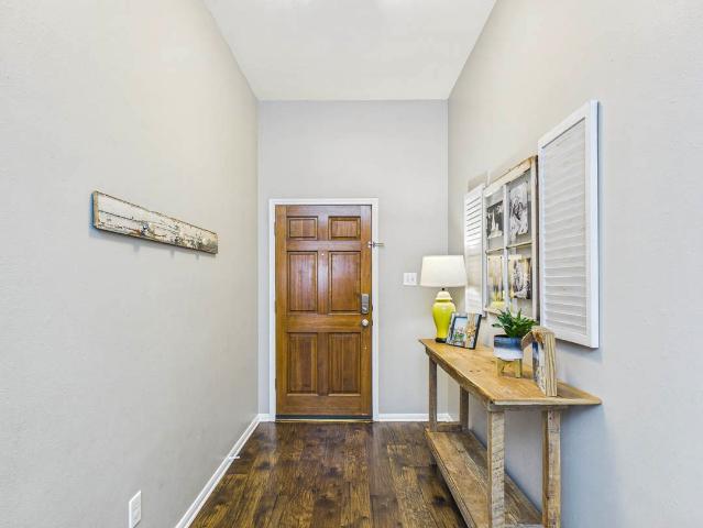 211 Hollander Court
