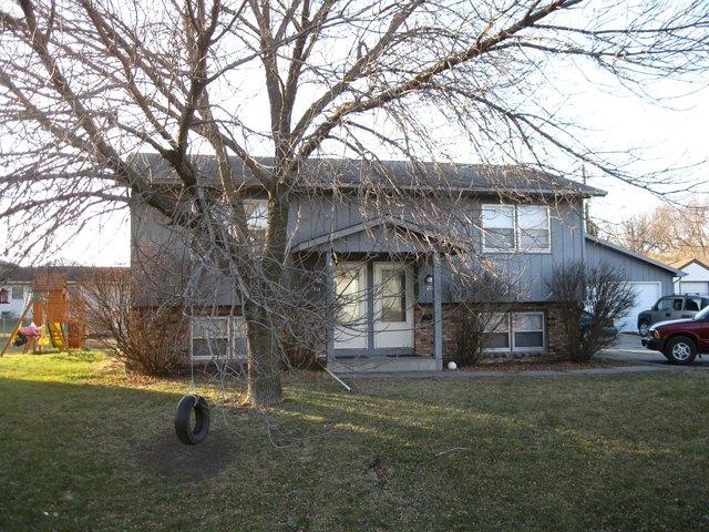 211 Hillcrest Dr Unit 1, Story City, IA 50248