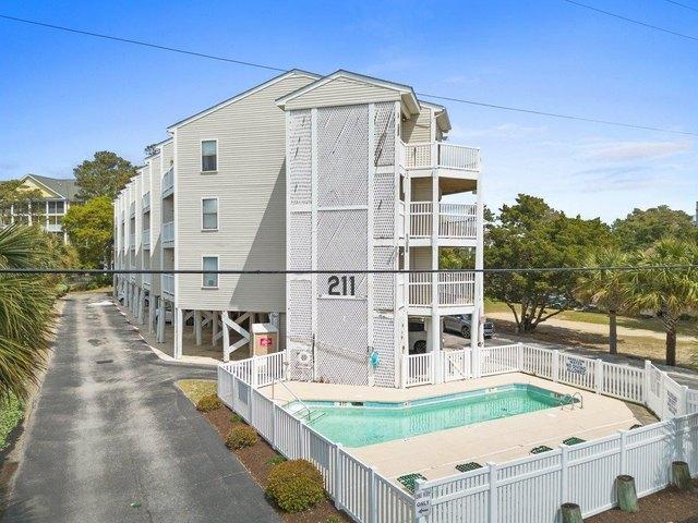 211 Hillside Dr N Unit 103, North Myrtle Beach, SC 29582