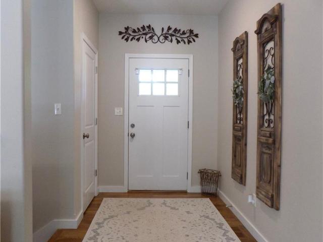 211 Hillside Drive
