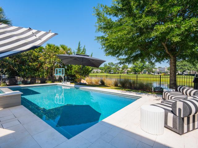 211 Ithecaw Creek Street