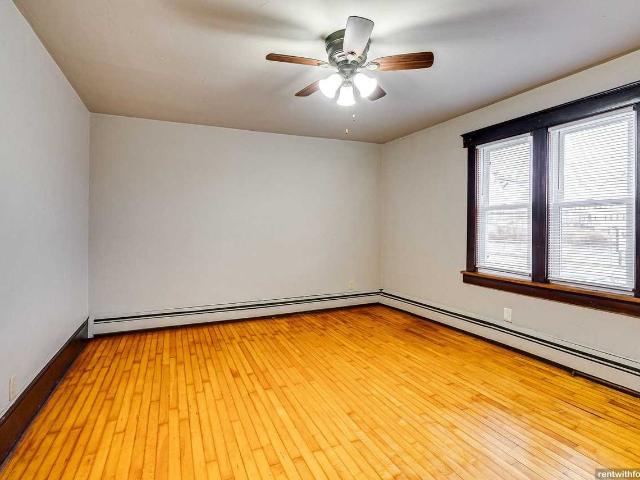 211 Oak St 2 Bedroom Apartment for Rent at 211 Oak St, Kaukauna, WI 54130