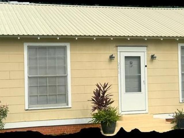 211 Lafayette St, Broussard, LA 70518