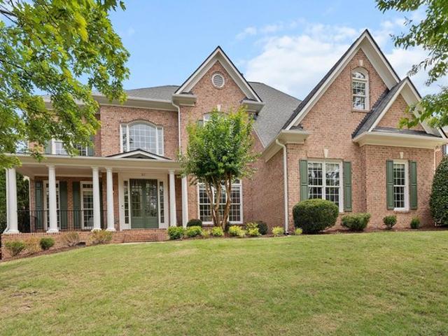 211 Lantern Ridge Ln, Cary, NC 27519