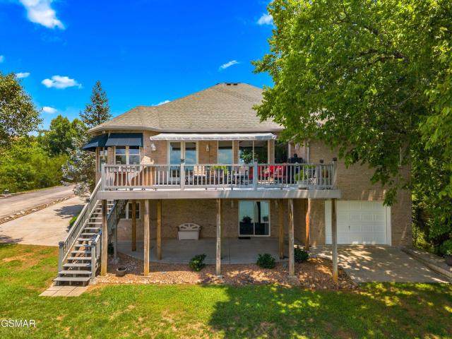 211 Mariners Lane