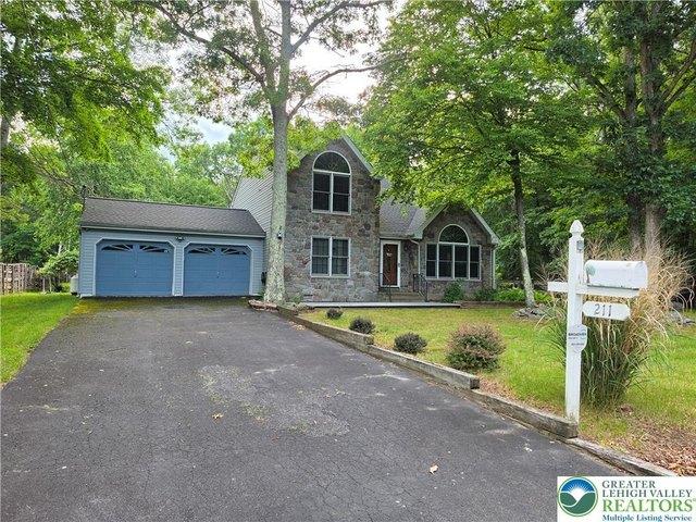 211 Murphy Cir, Lehman, PA 18324