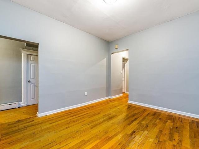 211 Myrtle Ave, Jersey City, NJ 07305