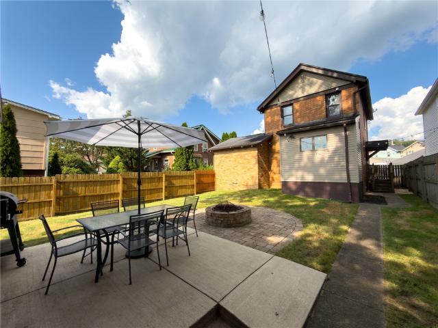 211 N 18th Ave