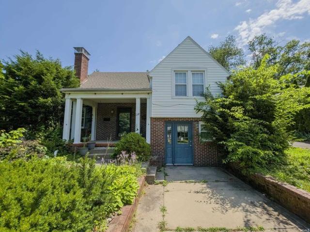 211 N Cherry St, Mount Carmel, IL 62863