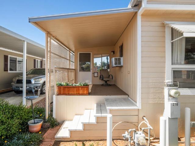 211 N Citrus Avenue 270