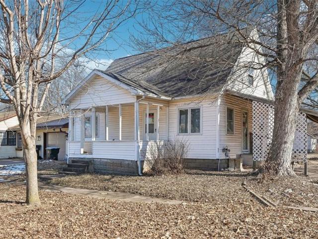 211 N Filmore St, Monroe, IA 50170