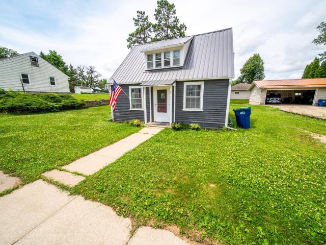 211 N Green Street