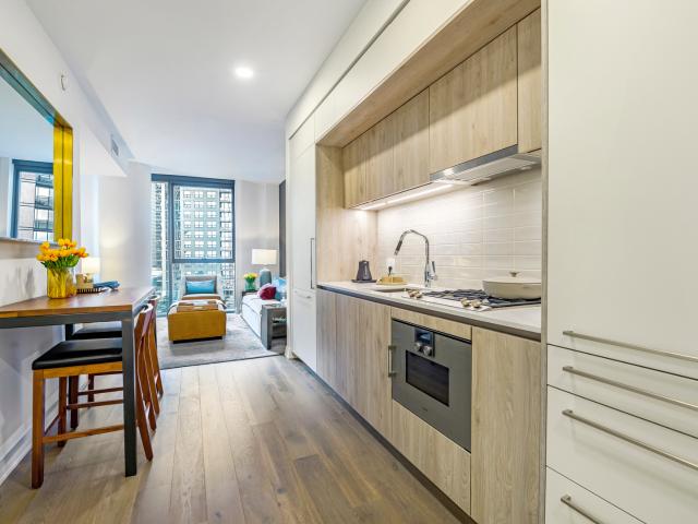 211 N Harbor Drive # 1405