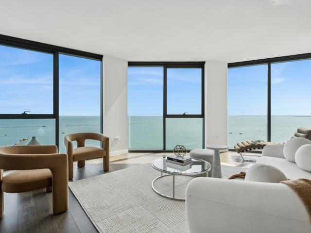 211 N Harbor Drive # 3802