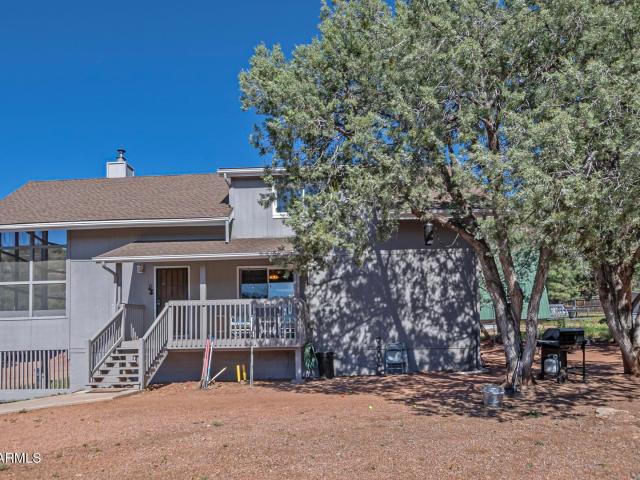 211 N Helen Drive