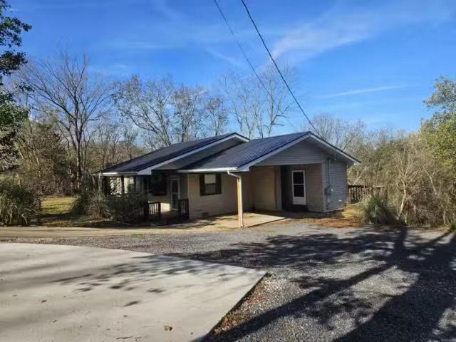 211 N HIGHWAY 27, MARSHALL, AR 72650 Single Family Residence F.