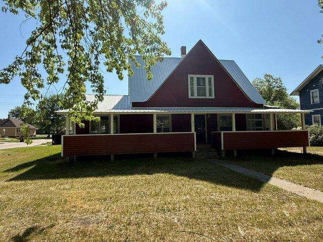 211 N Madison St, Atkinson, NE 68713