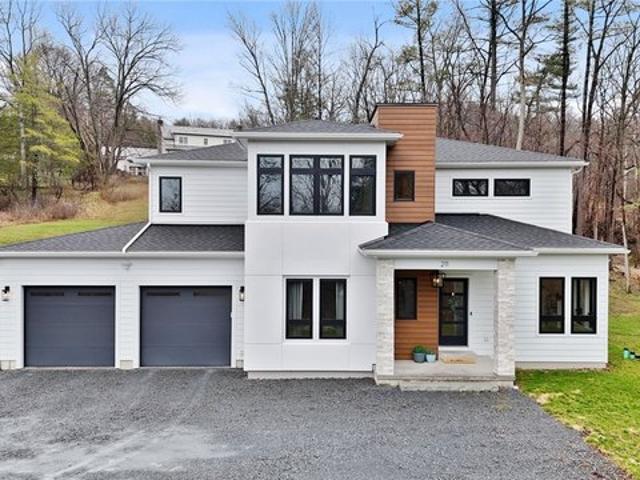 211 N Sunset Dr, Ithaca, NY 14850
