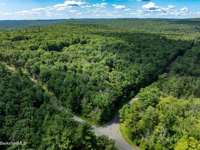 211 New Hartford Rd, Sandisfield, MA 01255