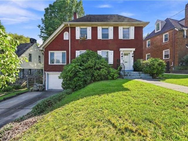 211 Newburn Dr, Pittsburgh, PA 15216
