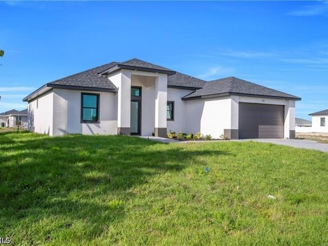 211 NE 15th Ter, Cape Coral, FL 33909