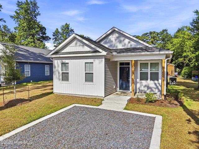 211 NE 78th St, Oak Island, NC 28465