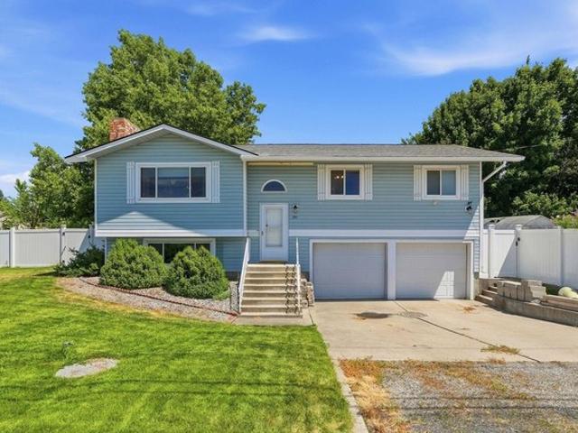 211 S Barker Rd, Spokane Valley, WA 99016