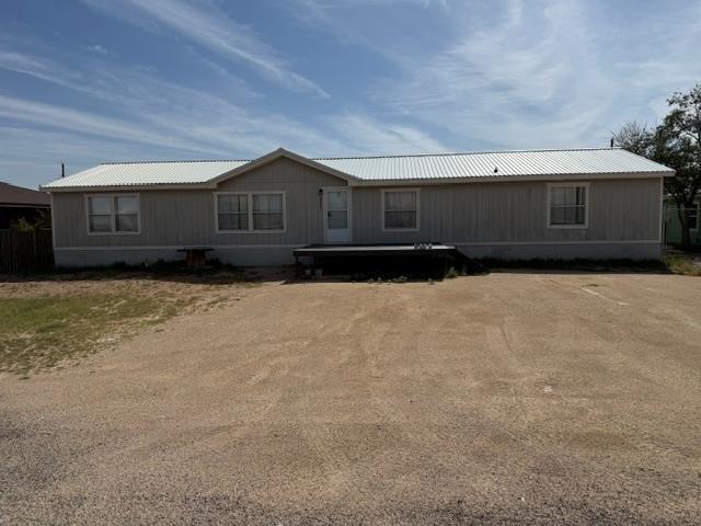 211 S Gardner, Wink, TX 79789