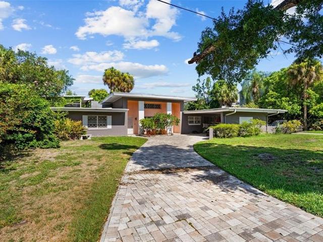 211 S Shore Crest Dr, Tampa, FL 33609