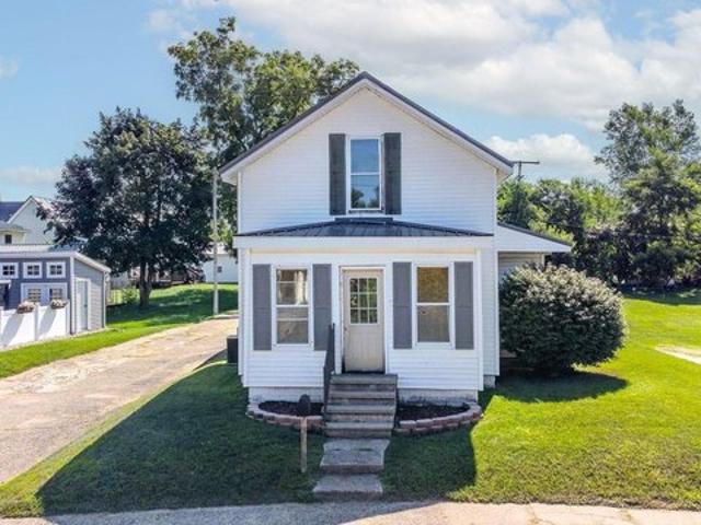 211 S Sherman St, Lagrange, IN 46761