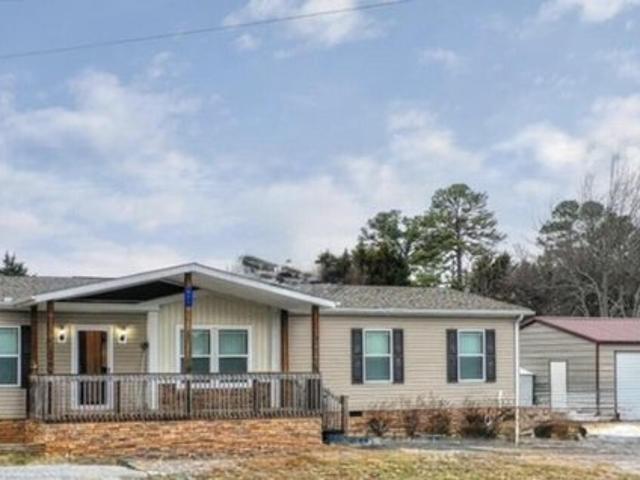211 S Springview Rd, Maryville, TN 37801