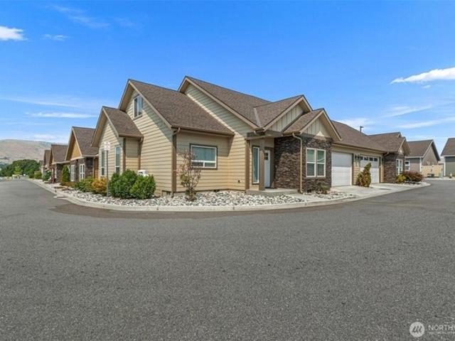 211 Solomon Loop NW, East Wenatchee, WA 98802