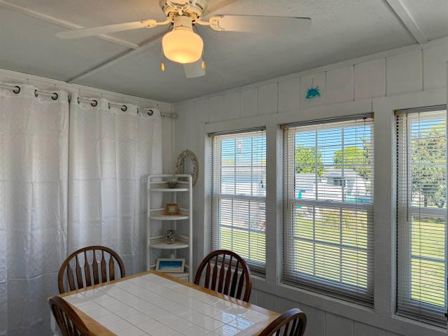 211 Sanddollar Dr