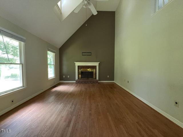 211 Sandlewood Drive